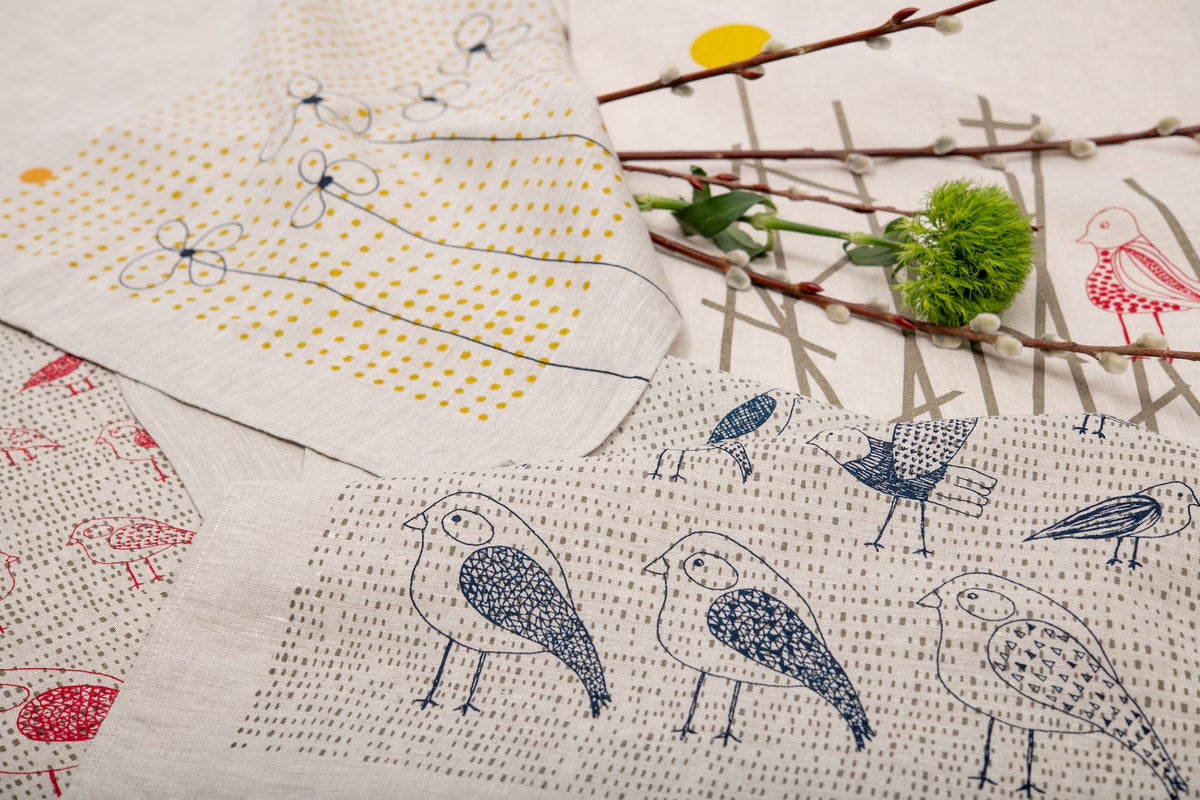 Linen dishcloth Oiseaux rougex et tites lignes, made in Montreal – l ...